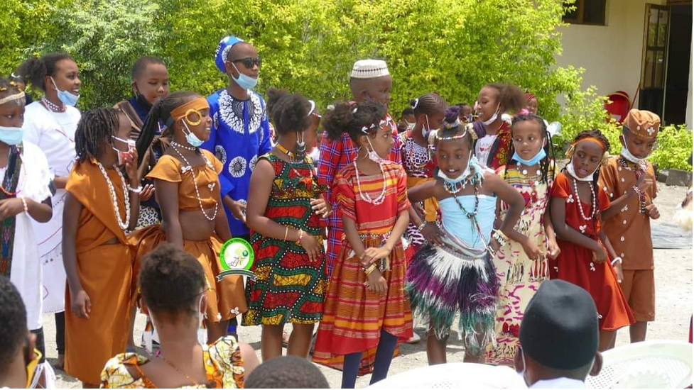 Children in Freedom School: An Afrocentric Approach to Education ...